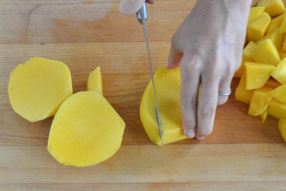 How To Cut A Mango the Safe and Easy Way