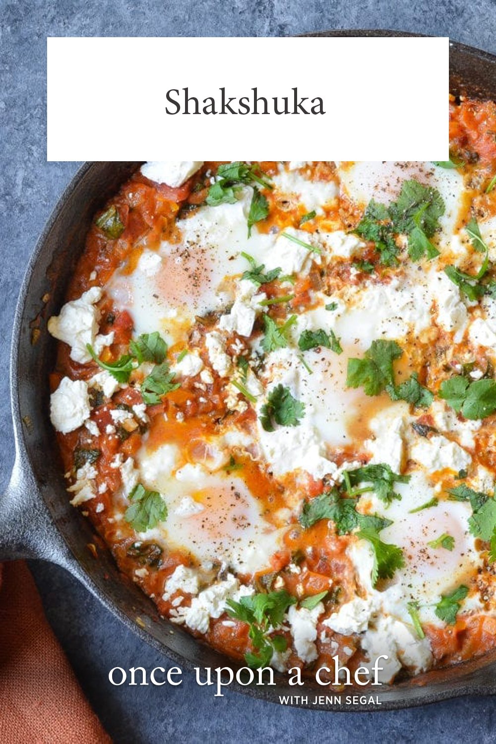 Shakshuka: Poached Eggs in Spicy Tomato Sauce (with Video)