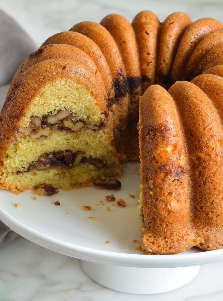 Best Marble Cake Recipe – Swirly, Chocolatey & Irresistibly Moist