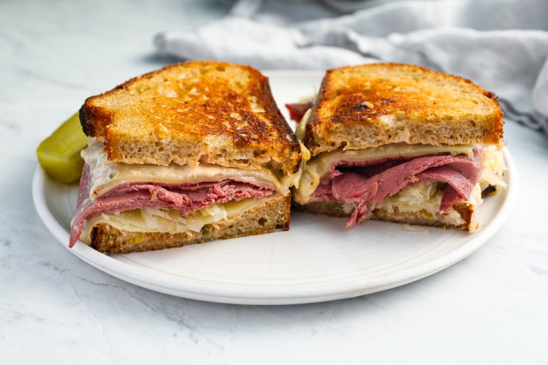 Authentic Deli-Style Reuben Sandwich Recipe
