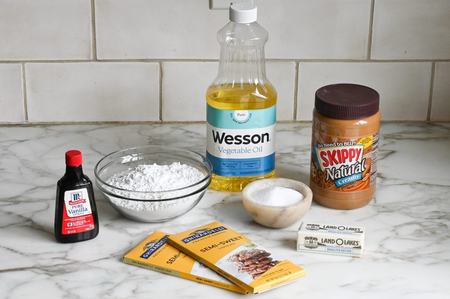 Easy Buckeyes Recipe: No-Bake Peanut Butter & Chocolate Treats