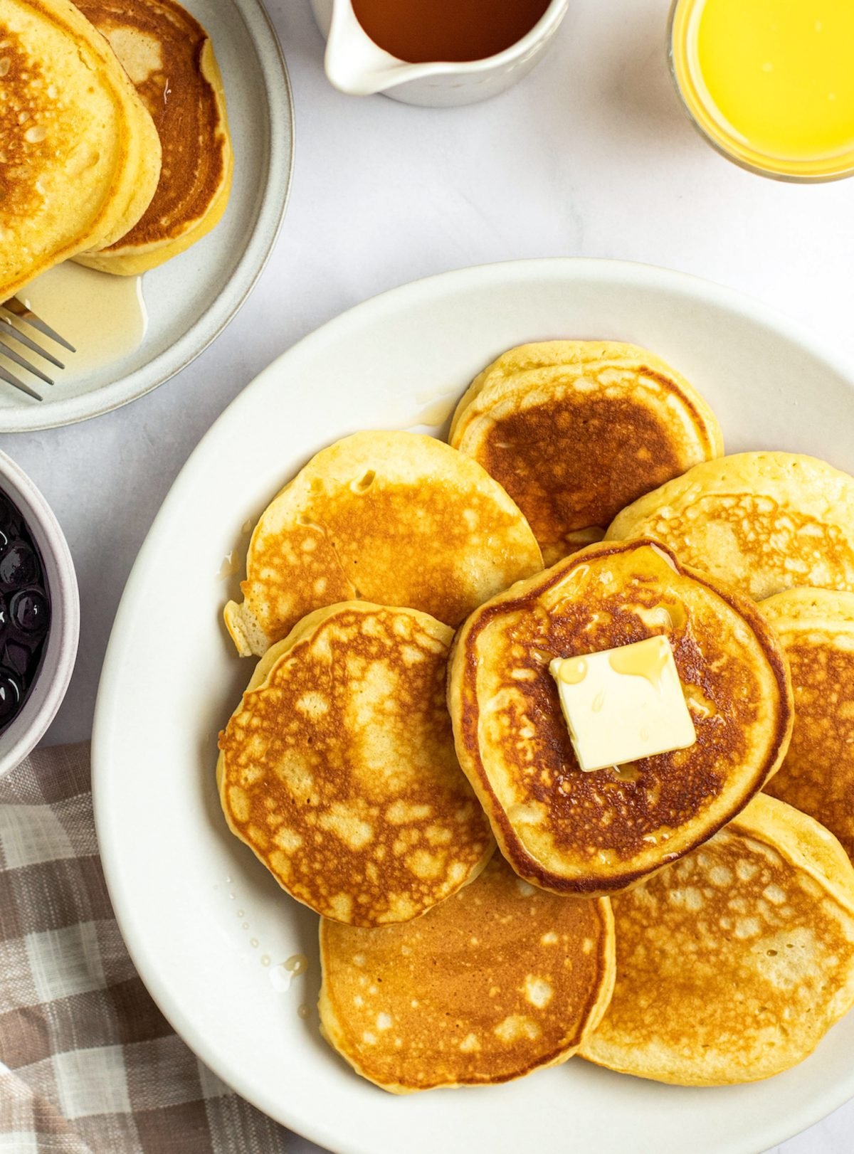 Best Pancake Recipe – Light, Fluffy & So Easy to Make!
