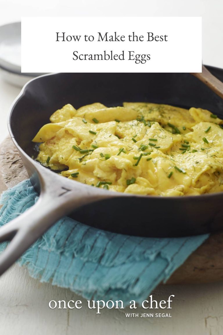 Best Scrambled Eggs Recipe – Soft, Creamy & Easy