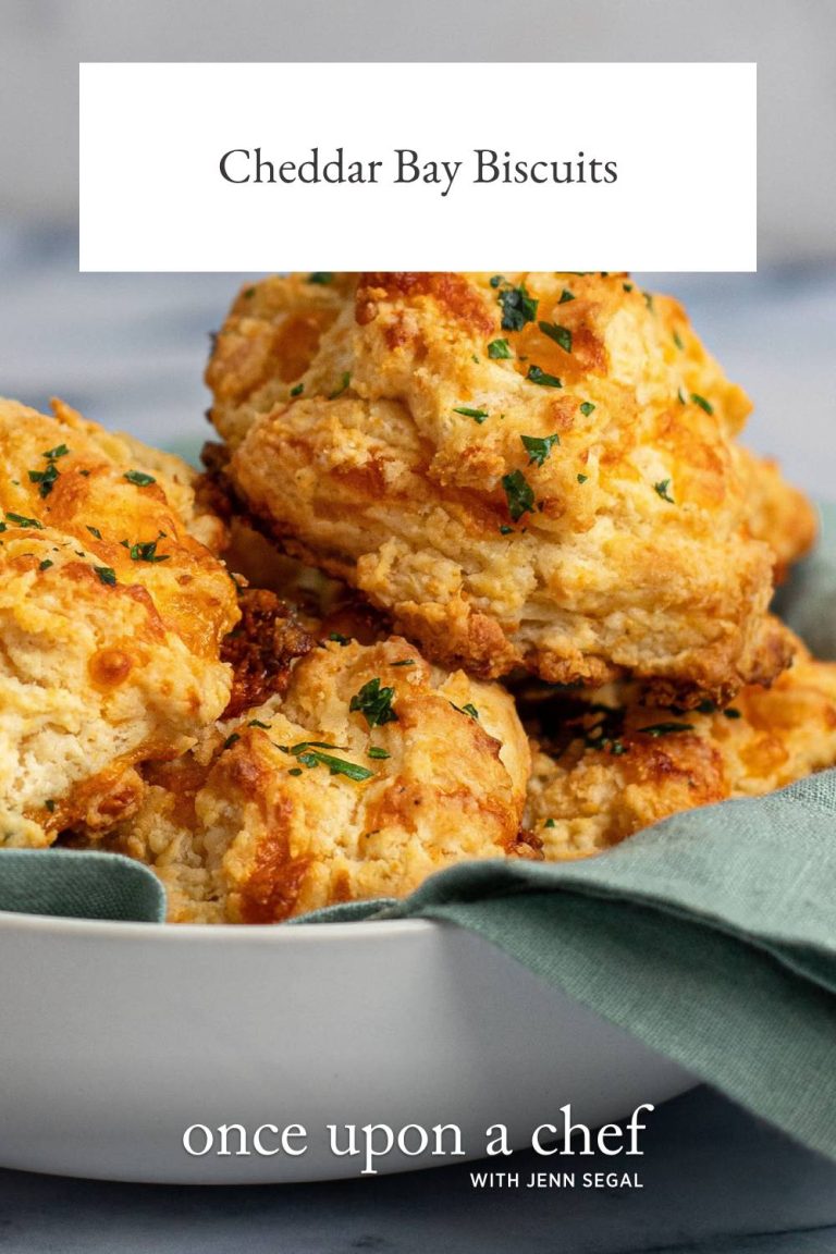Red Lobster Copycat Cheddar Bay Biscuits