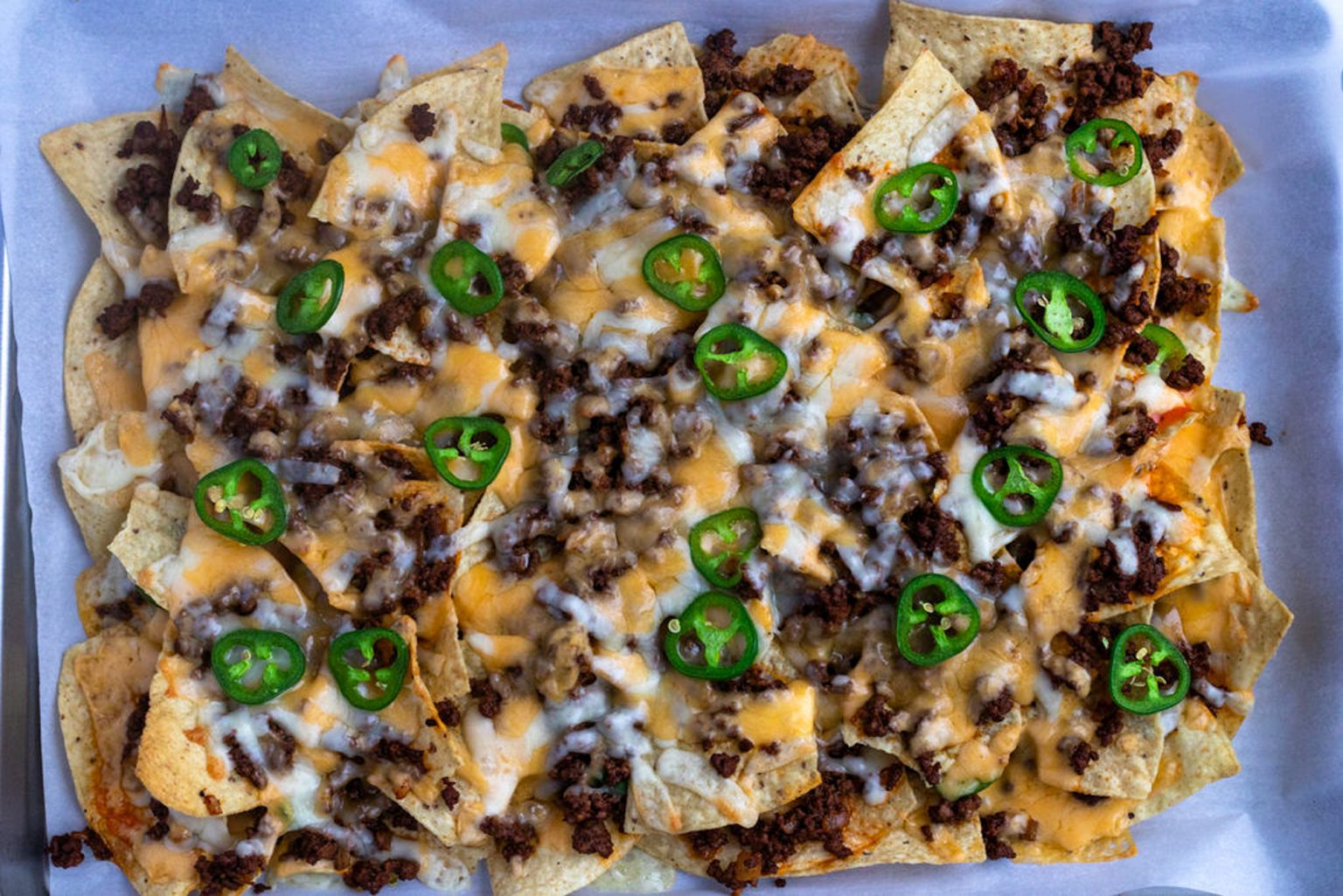 Ultimate Beef Nachos Recipe: Easy, Cheesy, and Loaded