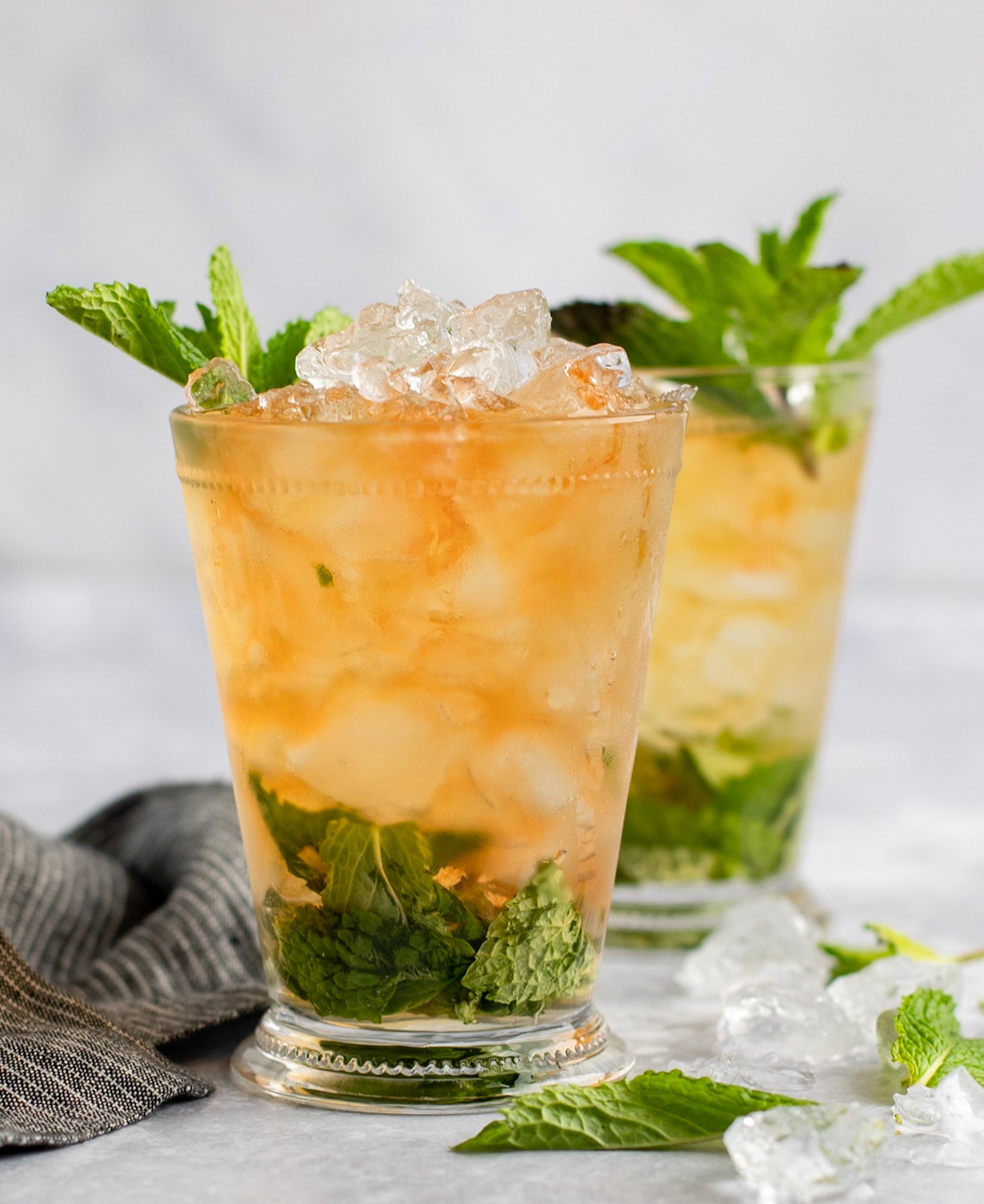 Best Mint Julep Recipe - A Southern Classic