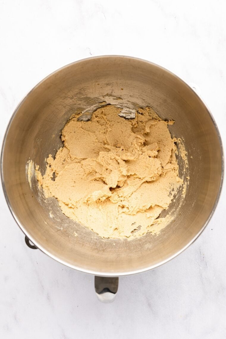 Best Levain Chocolate Chip Cookies (Copycat Recipe)