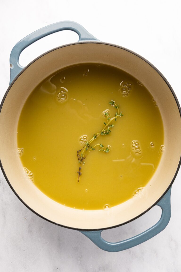 Easy Stracciatella Soup (Italian Egg Drop Soup)